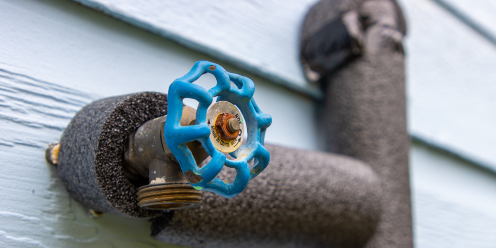 Three Benefits of Replacing Your Cast Iron Pipes - Black Diamond ...